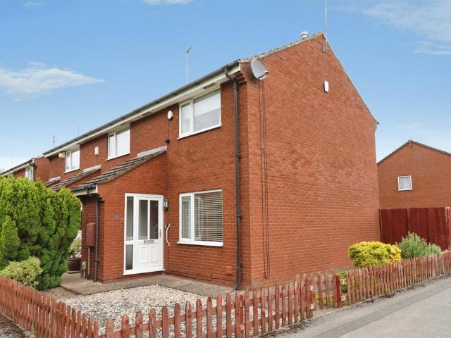 1 bedroom end of terrace house for sale