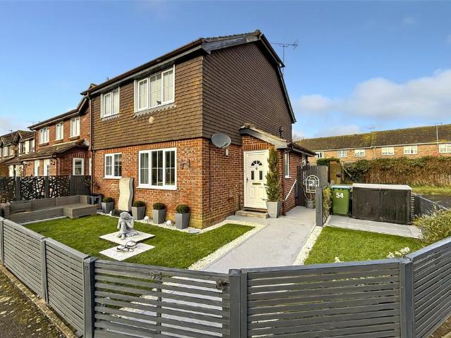 1 bedroom end of terrace house for sale