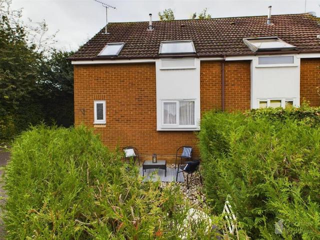 1 bedroom end of terrace house for sale
