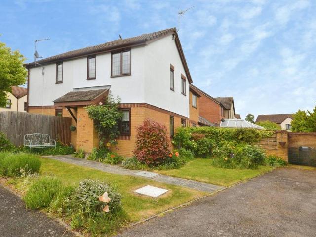 1 bedroom end of terrace house for sale