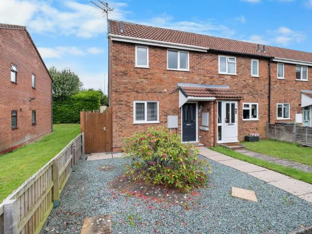 1 bedroom end of terrace house for sale