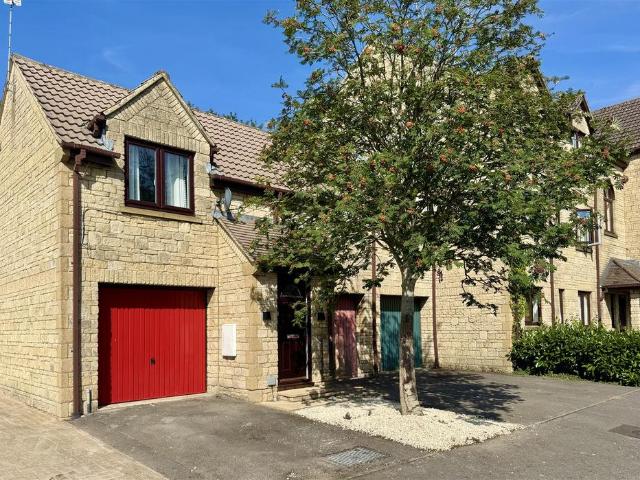 1 bedroom end of terrace house for sale