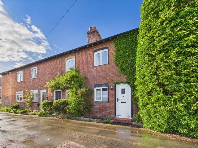 1 bedroom end of terrace house for sale