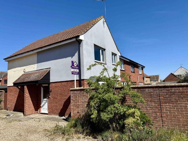 1 bedroom end of terrace house for sale