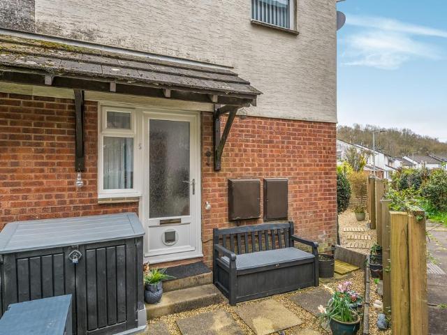 1 bedroom end of terrace house for sale