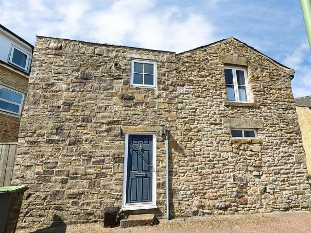 1 bedroom end of terrace house for sale