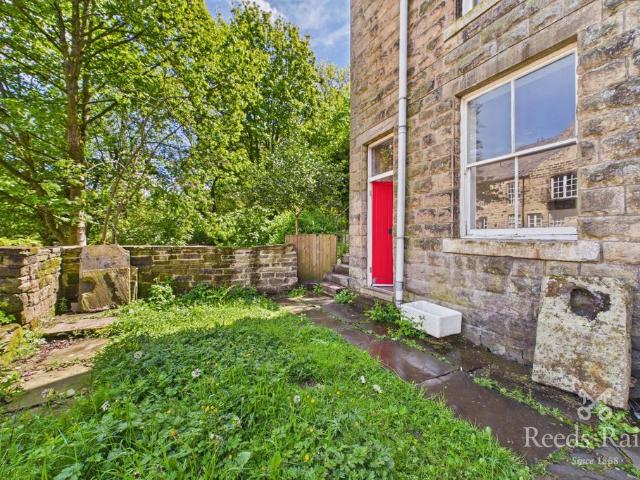 1 bedroom end of terrace house for sale