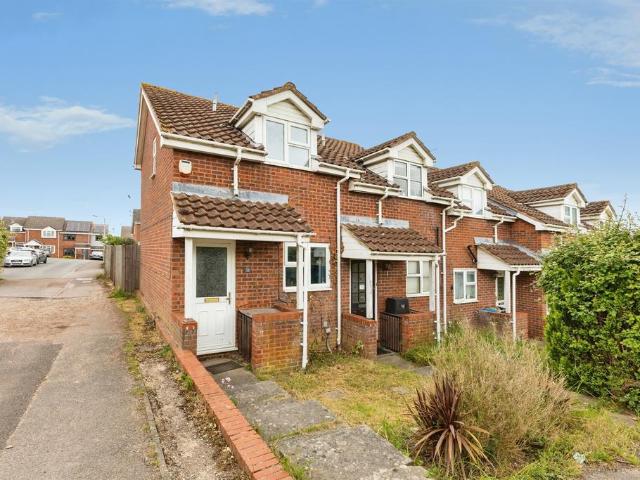 1 bedroom end of terrace house for sale