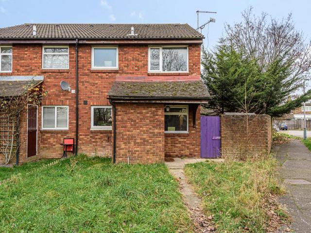 1 bedroom end of terrace house for sale