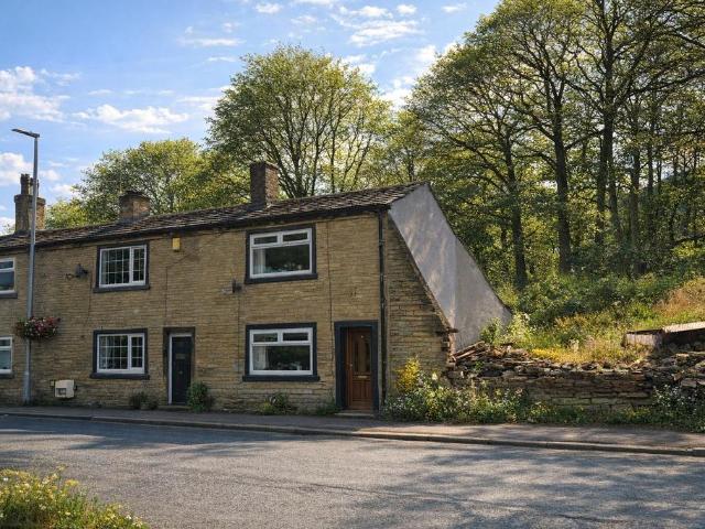 1 bedroom end of terrace house for sale