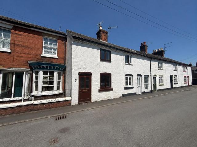 1 bedroom end of terrace house for sale