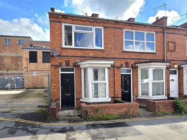 1 bedroom end of terrace house for sale