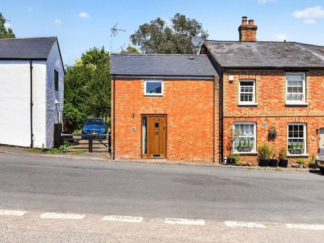 1 bedroom end of terrace house for sale