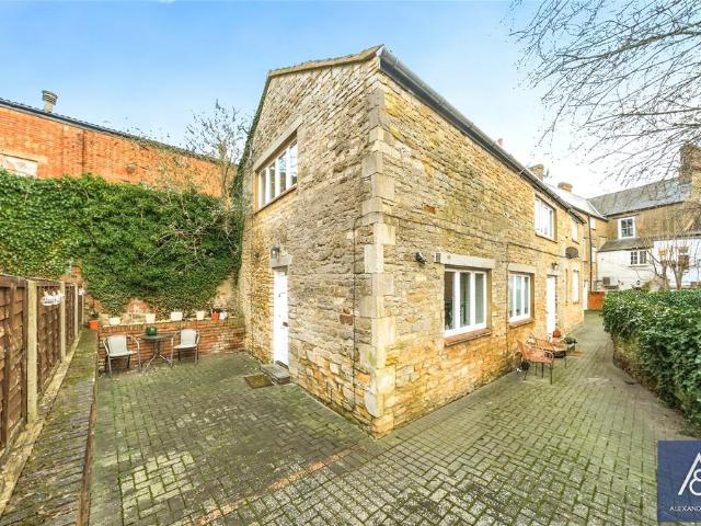 1 bedroom end of terrace house for sale