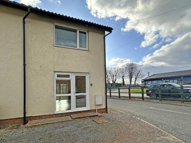 1 bedroom end of terrace house for sale
