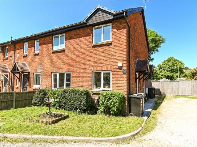 1 bedroom end of terrace house for sale
