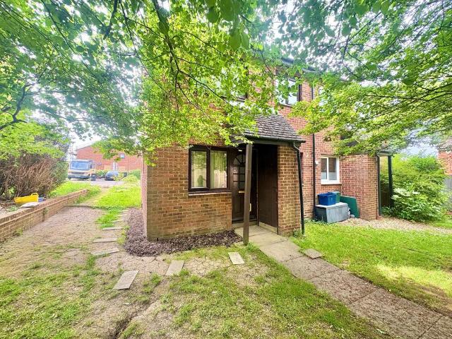 1 bedroom end of terrace house for sale