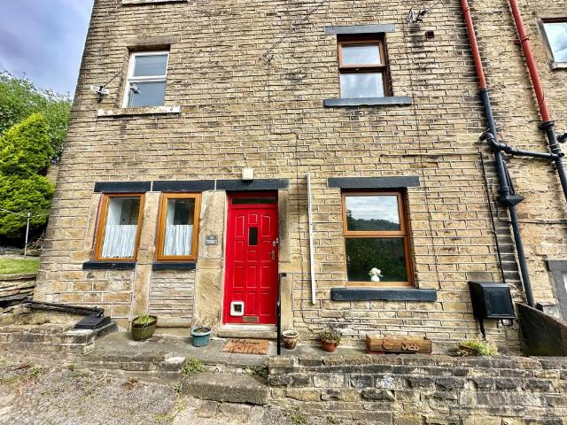 1 bedroom end of terrace house for sale