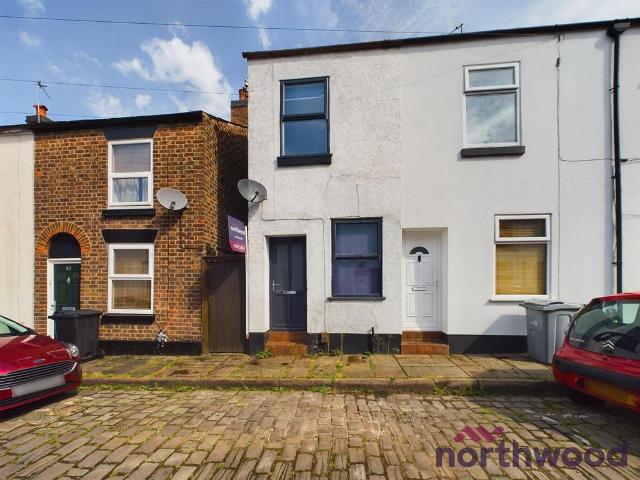 1 bedroom end of terrace house for sale