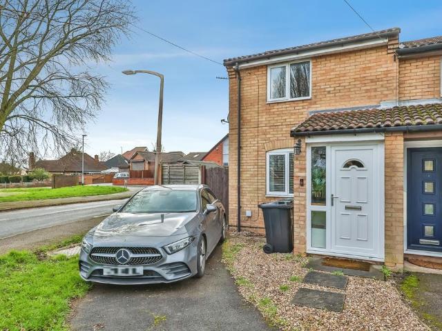 1 bedroom end of terrace house for sale