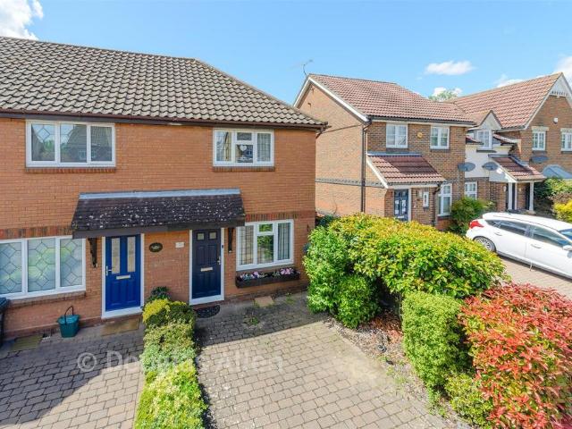 1 bedroom end of terrace house for sale