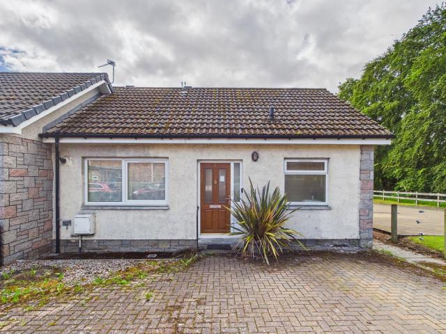 1 bedroom end of terrace house for sale