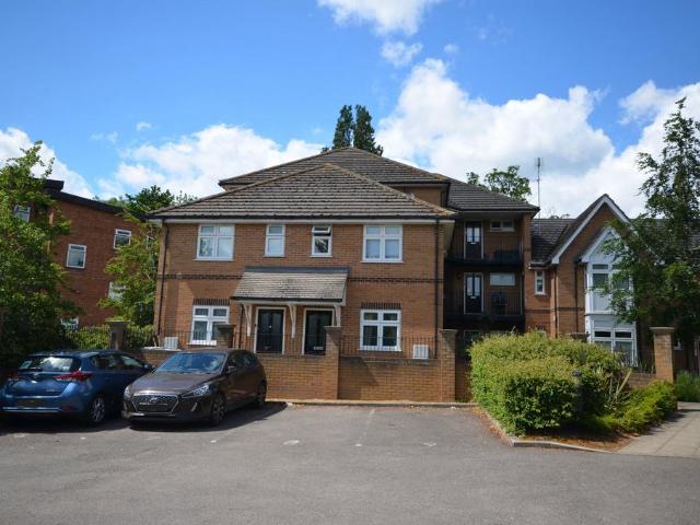1 bedroom end of terrace house for sale
