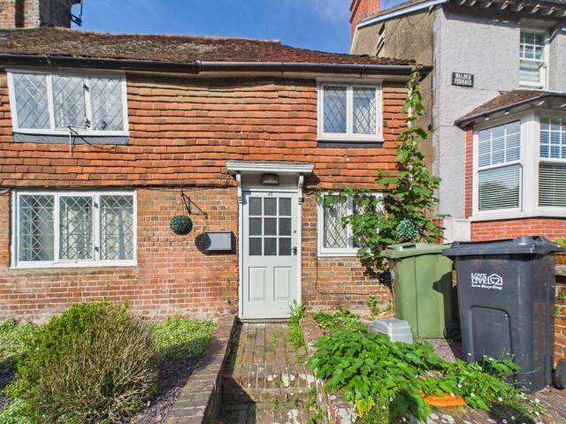 1 bedroom end of terrace house for sale