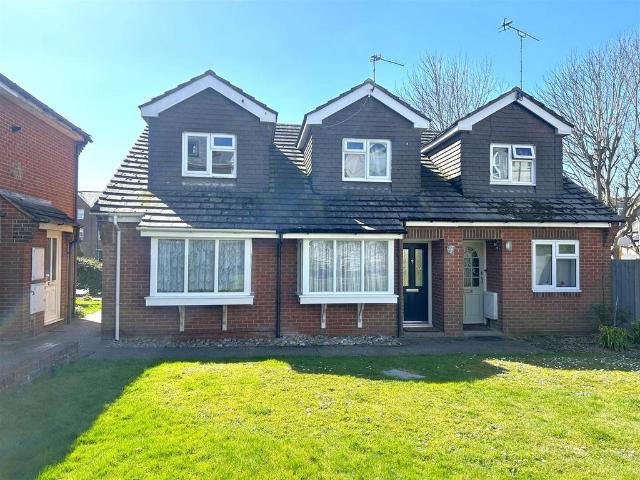 1 bedroom end of terrace house for sale