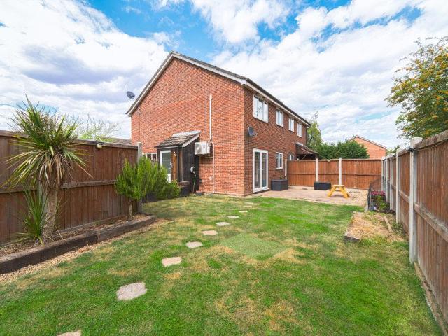1 bedroom end of terrace house for sale