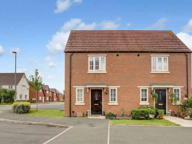 1 bedroom end of terrace house for sale