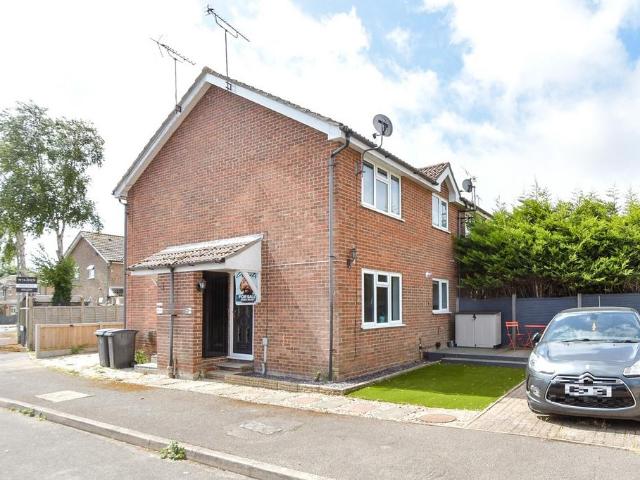 1 bedroom end of terrace house for sale