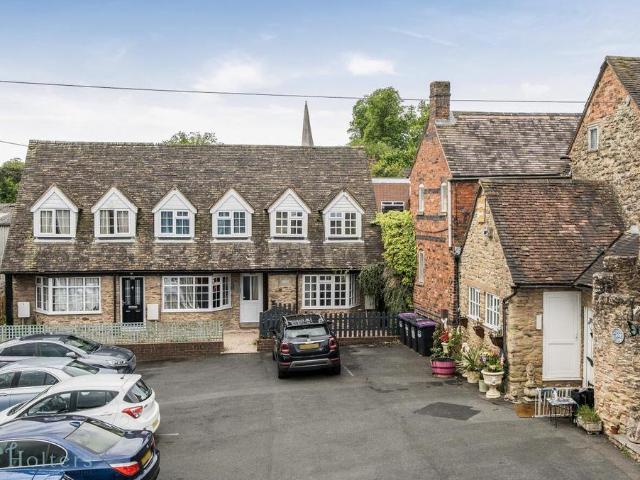 1 bedroom end of terrace house for sale
