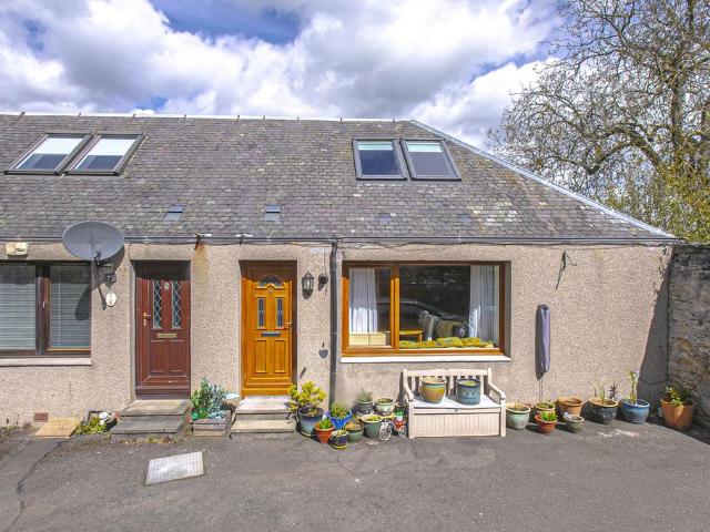 1 bedroom end of terrace house for sale