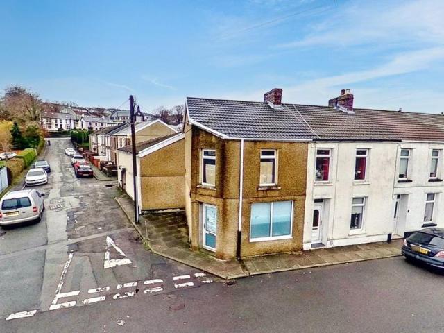 1 bedroom end of terrace house for sale