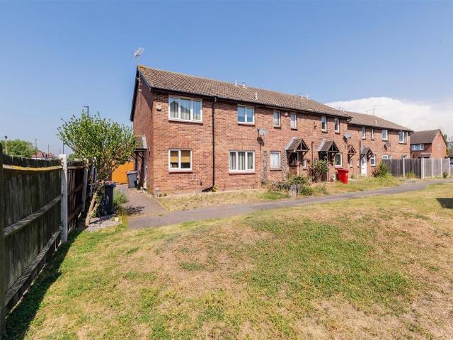 1 bedroom end of terrace house for sale