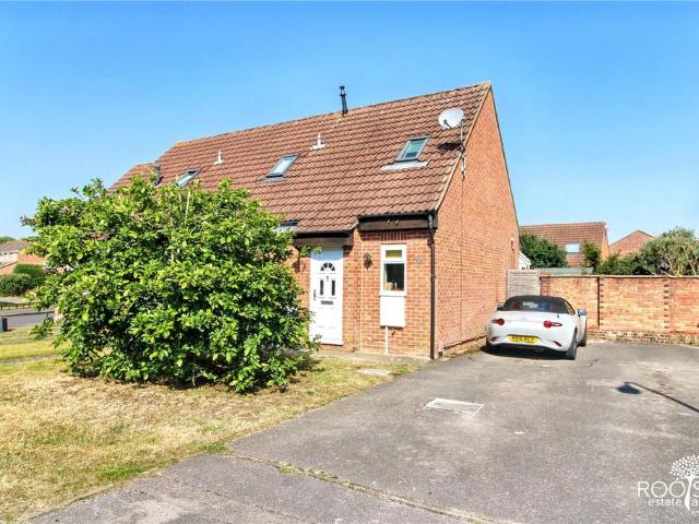 1 bedroom end of terrace house for sale