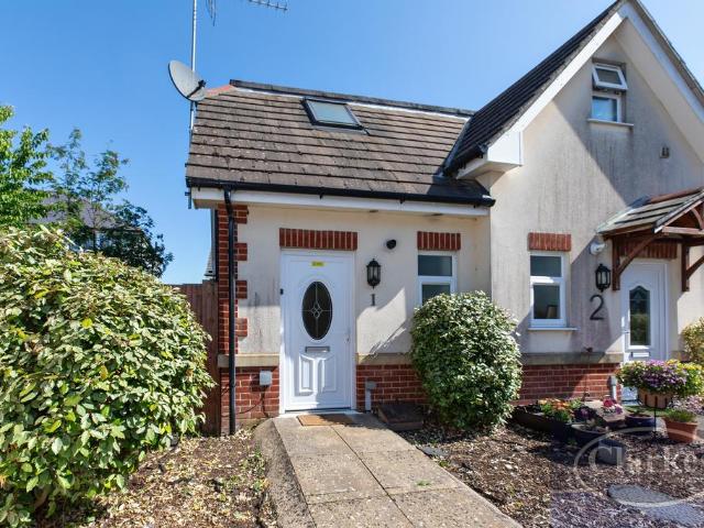 1 bedroom end of terrace house for sale