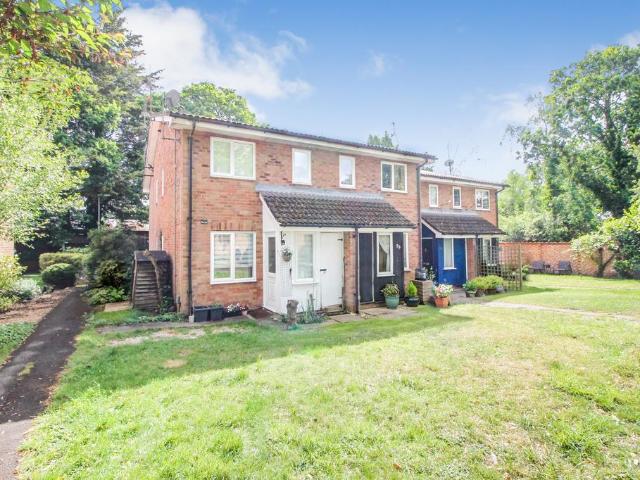 1 bedroom end of terrace house for sale