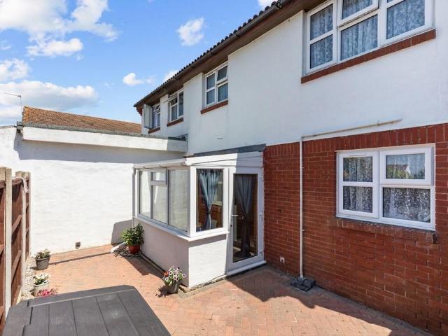 1 bedroom end of terrace house for sale