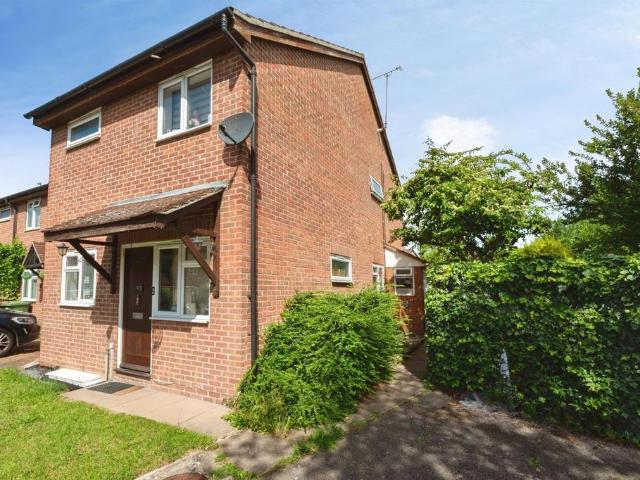 1 bedroom end of terrace house for sale