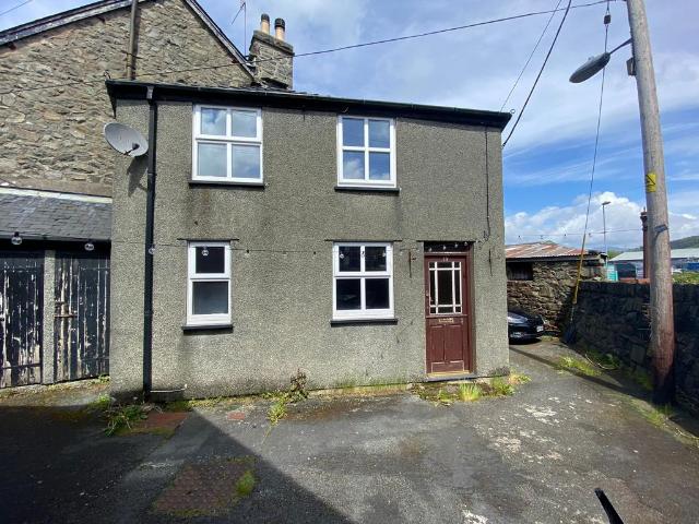 1 bedroom end of terrace house for sale