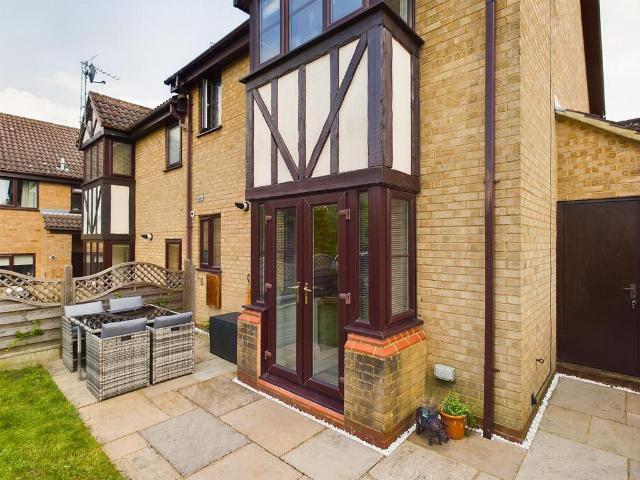 1 bedroom end of terrace house for sale