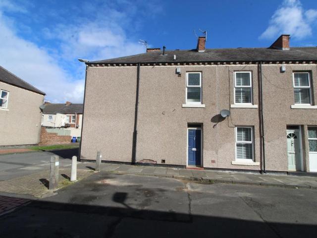 1 bedroom end of terrace house for sale