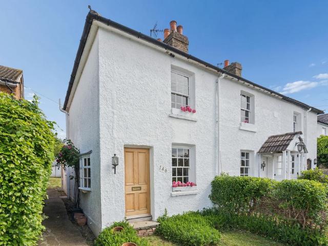 1 bedroom end of terrace house for sale