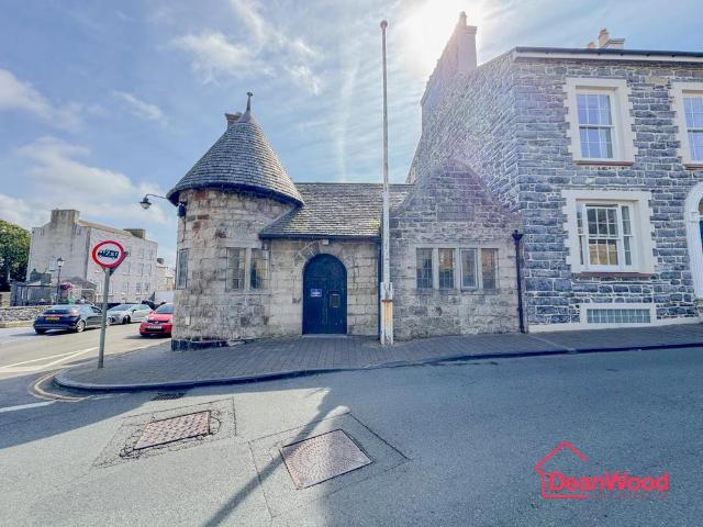 1 bedroom end of terrace house for sale
