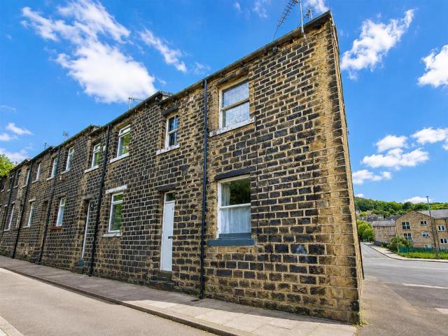 1 bedroom end of terrace house for sale