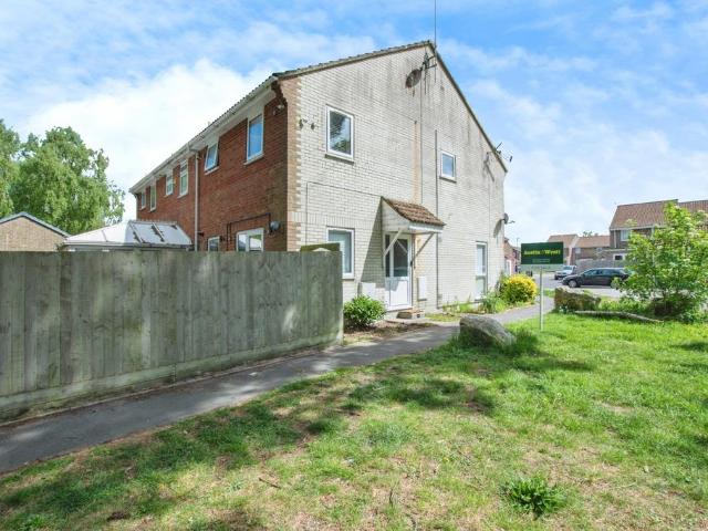 1 bedroom end of terrace house for sale
