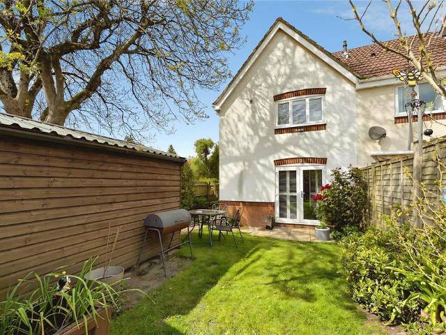 1 bedroom end of terrace house for sale