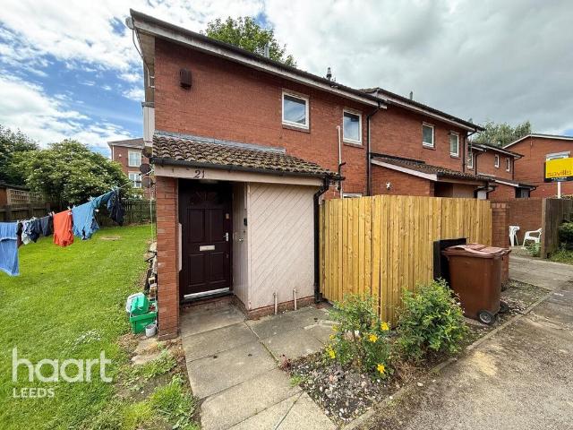 1 bedroom end of terrace house for sale
